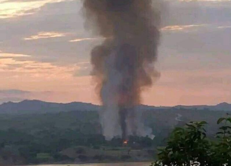 Rakhine village in Buthidaung township set on fire by junta