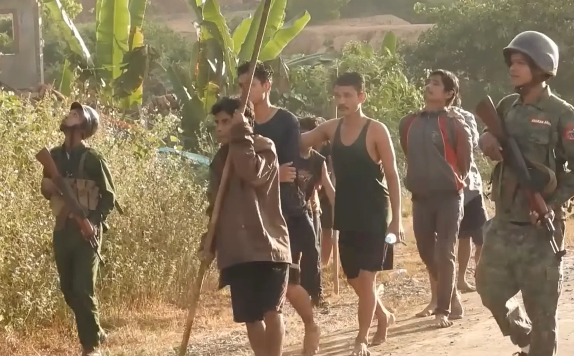 AA fighters arrest 7 more junta soldiers from Ah Lel Than Kyaw after ...